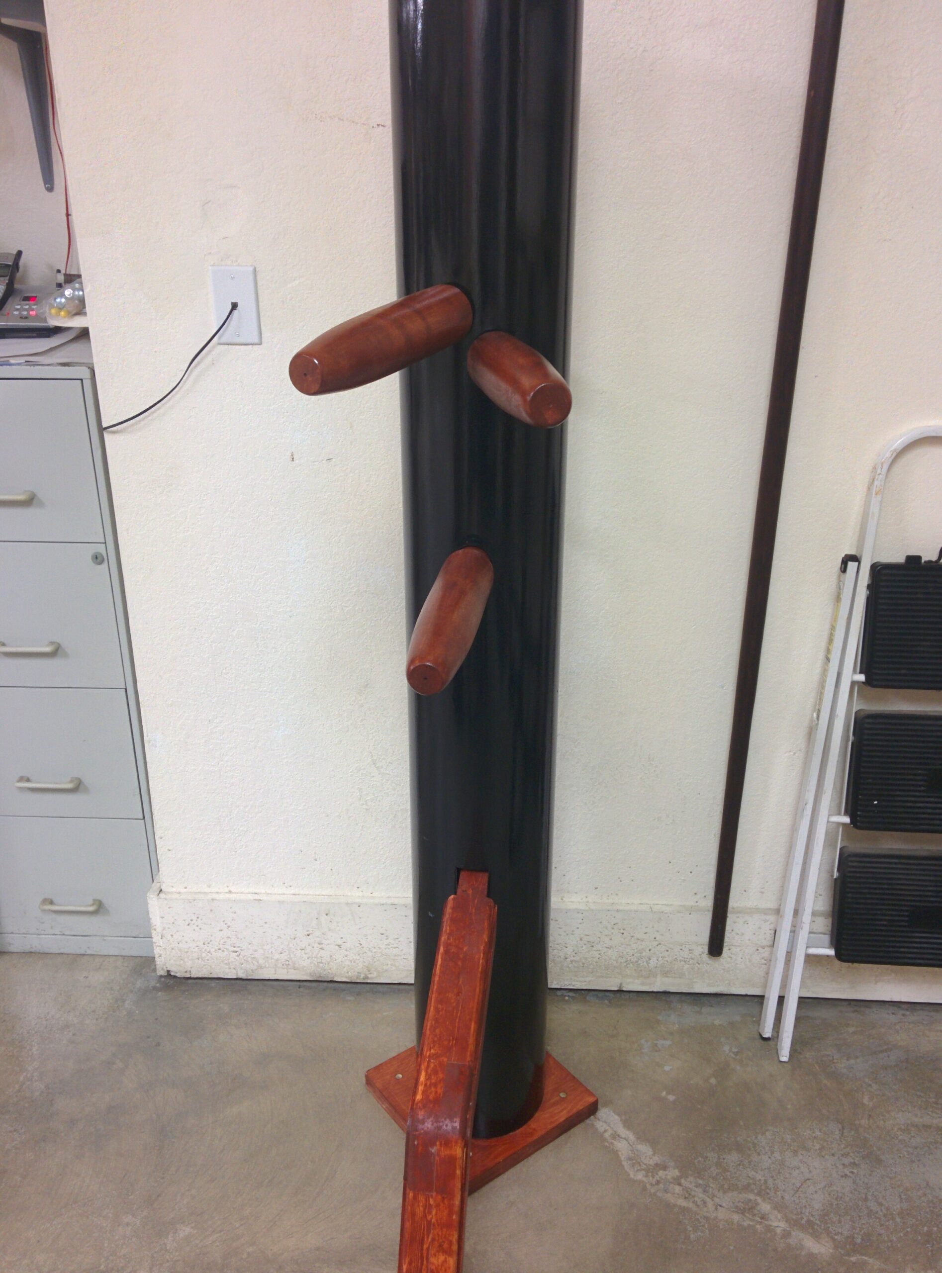 Wooden Dummy – Chong's Wing Chun & Bak Mei Kung Fu Association